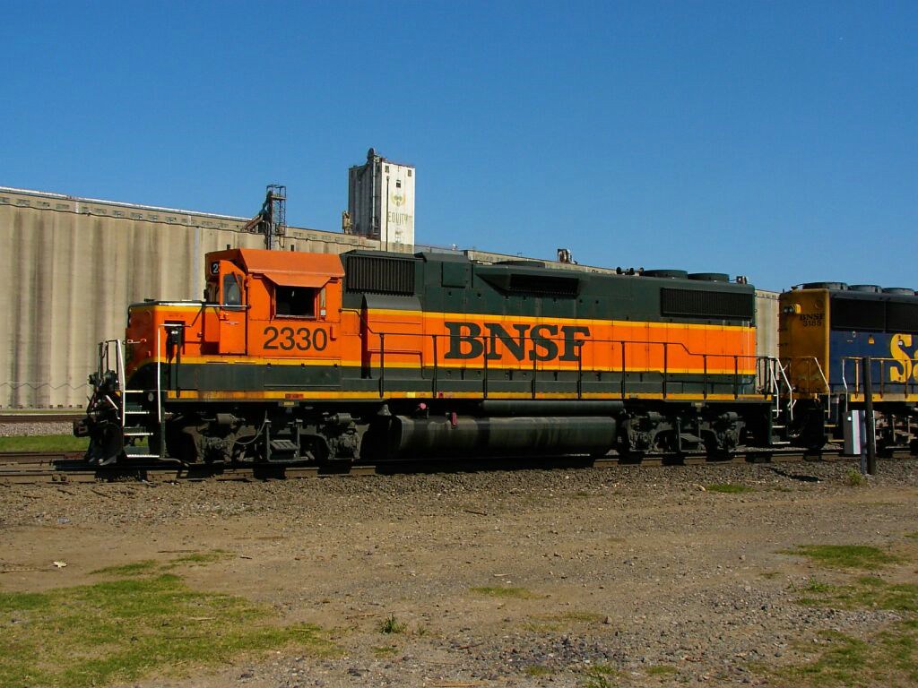 BNSF 2330